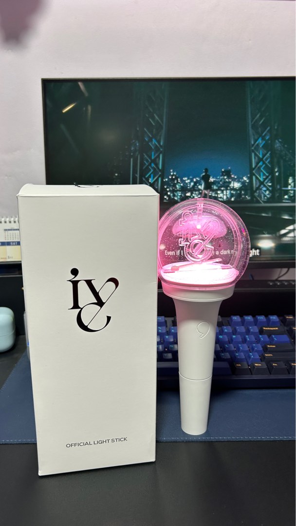 [ IVE ] Official Lightstick, Hobbies & Toys, Memorabilia & Collectibles ...