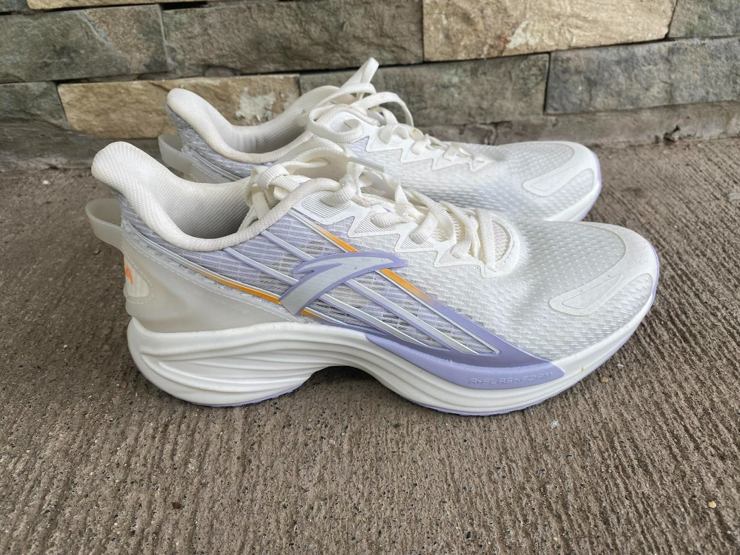 Anta Running Shoes size 8, Women's Fashion, Footwear, Sneakers on Carousell
