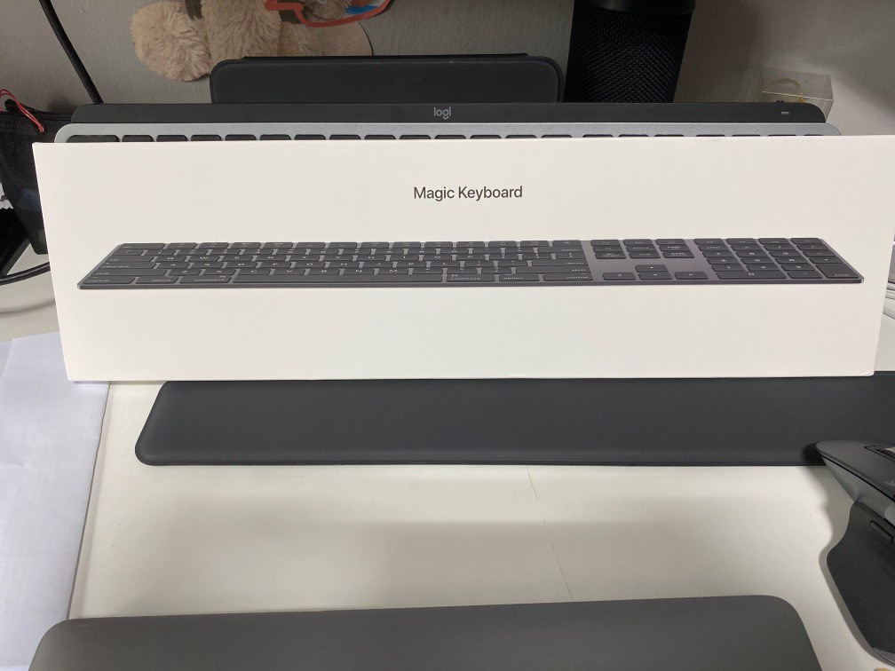 Apple magic keyboard black / space grey, Computers & Tech, Parts ...