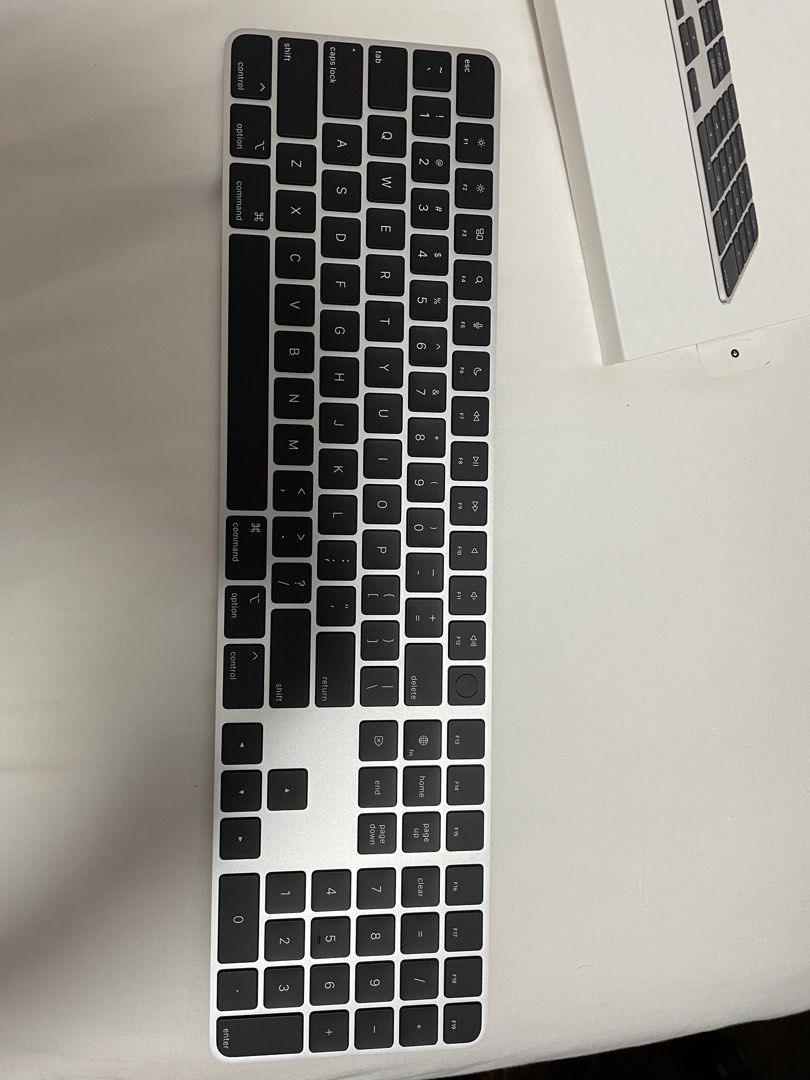 Apple Magic Keyboard with Numpad, Computers & Tech, Parts & Accessories ...