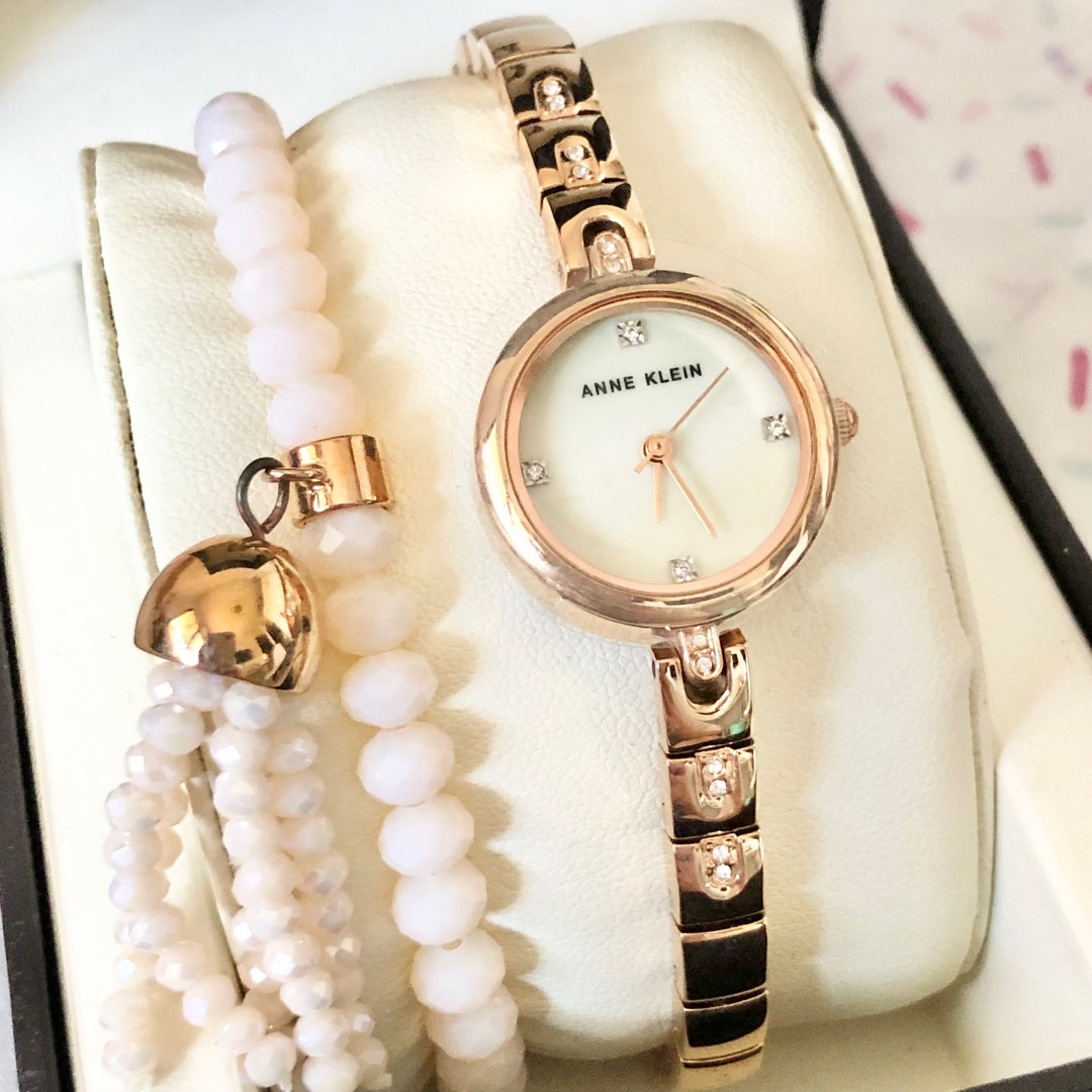 Authentic Anne Klein Gold watch set, Women's Fashion, Watches ...