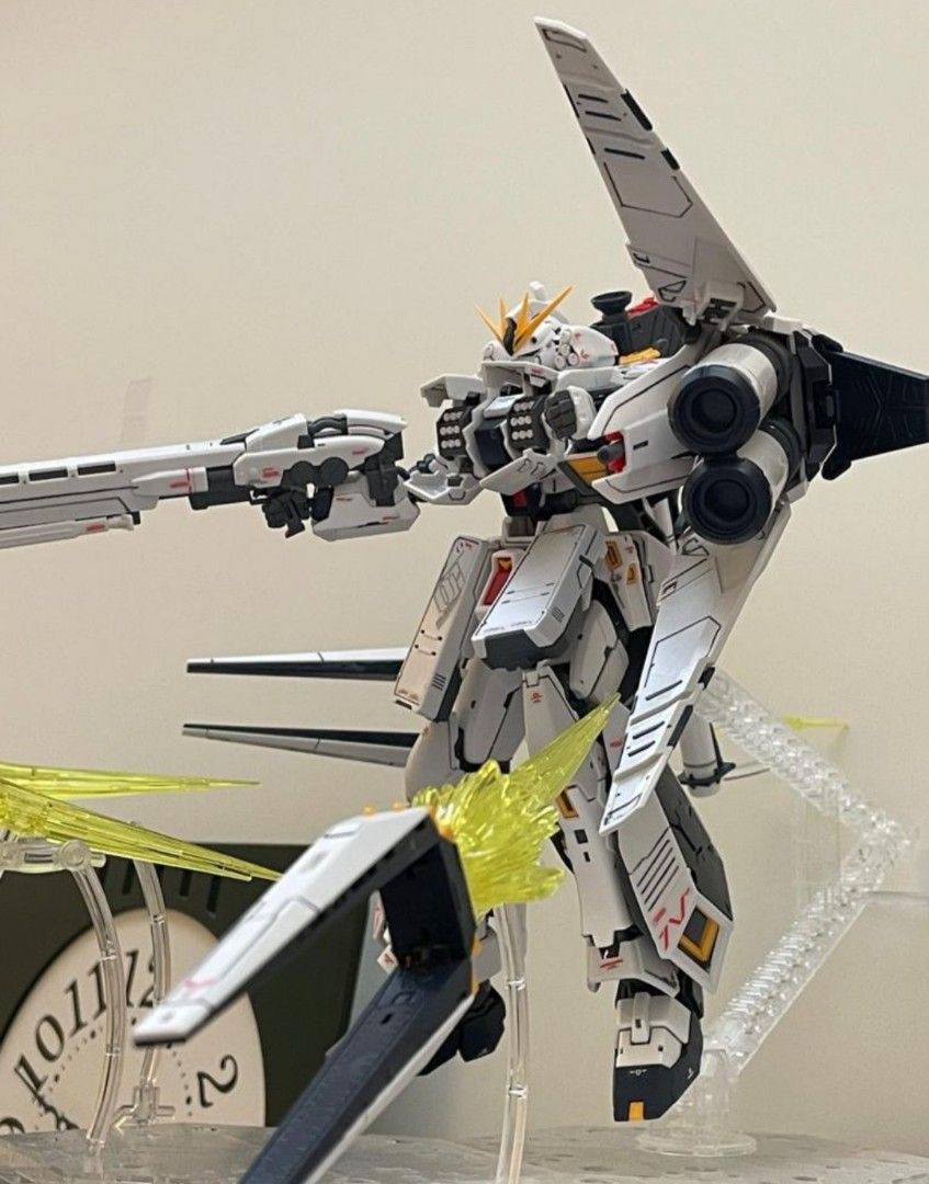 全新未砌 Bandai RG Rx-93 V GUNDAM HWS 1/144 高達模型, 興趣及遊戲, 玩具 & 遊戲類 - Carousell