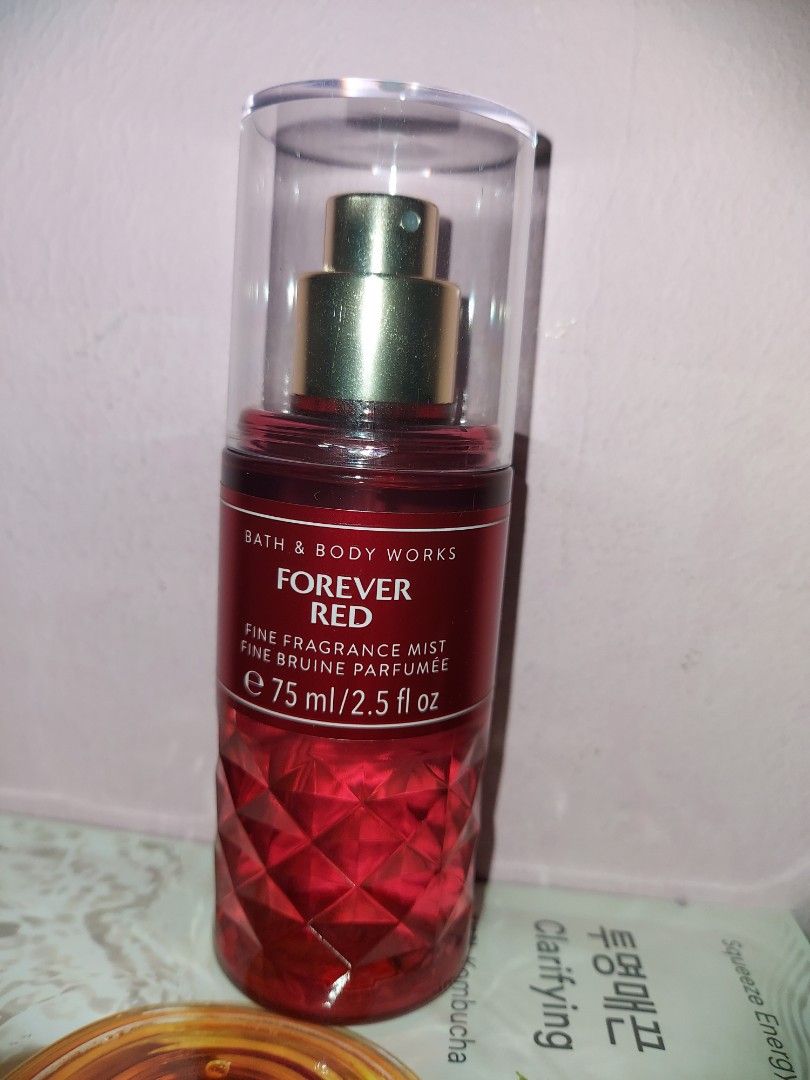 Bath & Body Works forever red, Beauty & Personal Care, Fragrance ...