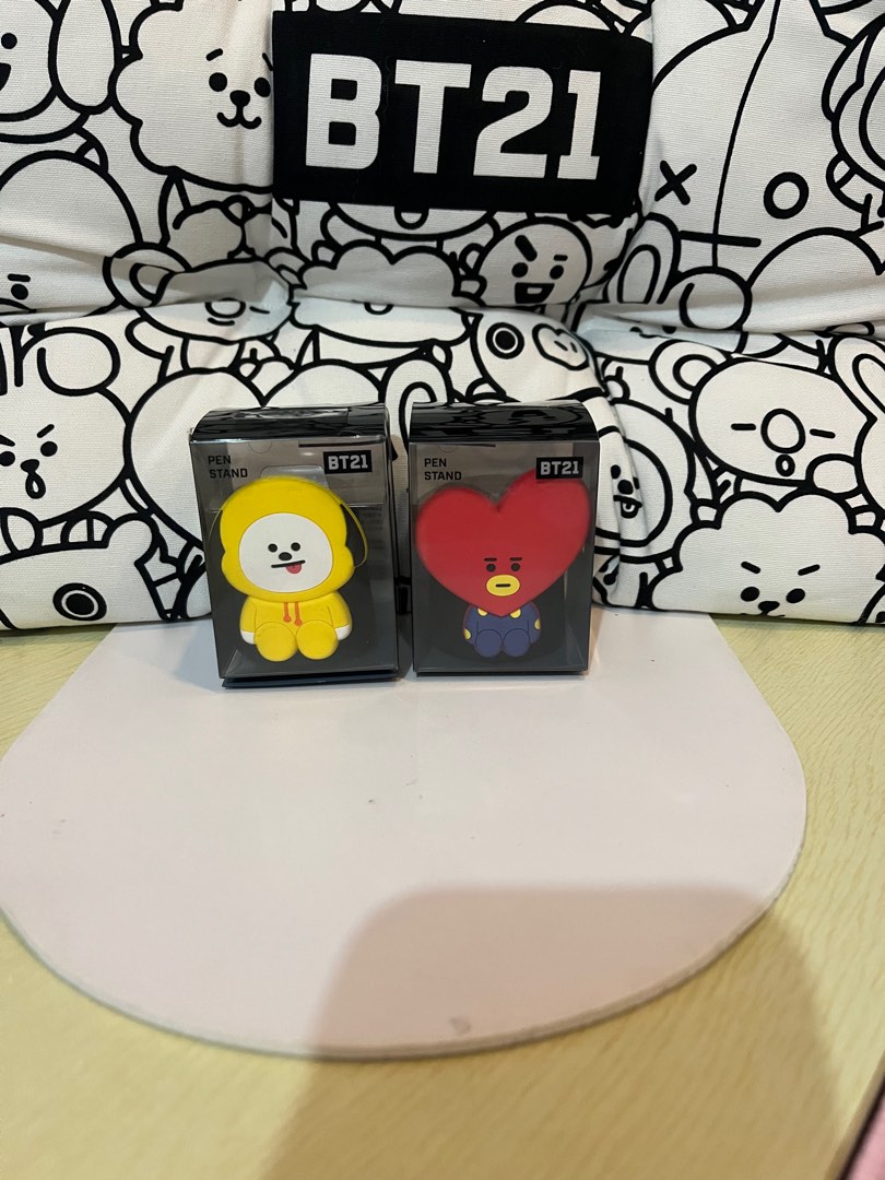 BT21 Monopoly Pen Stand, Hobbies & Toys, Memorabilia & Collectibles, K ...