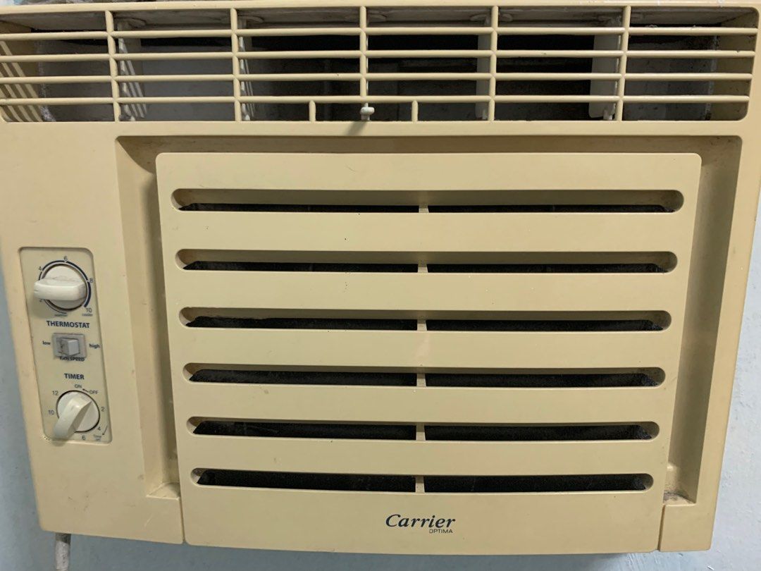 Cavite Trece Area lang po Carrier Optima Window Type Aircon .5HP on ...