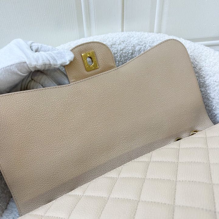 Chanel Jumbo Classic Flap SF in Beige Caviar and GHW (12 series ...