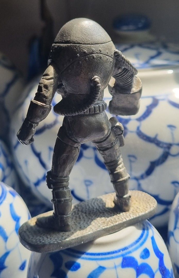 COMMAND & CONQUER RED ALERT 2 COLLECTOR'S EDITION TESLA TROOPER ...