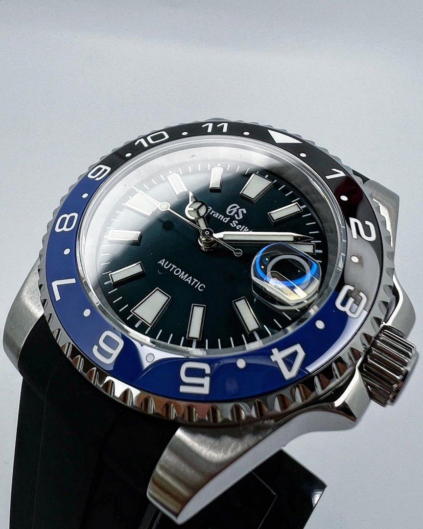 Custom Seiko Mod GS Dual-Time Batman Teal in 40mm on rubber, Men's ...
