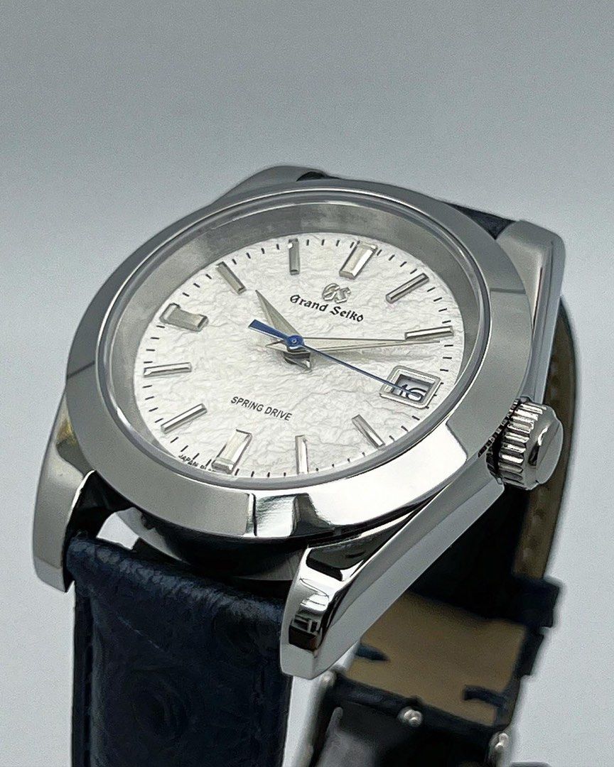 Custom Seiko Mod Snowflake dial with blue seconds hand in 39mm explorer ...
