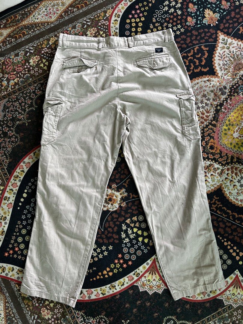 Docker cargo pants, Men's Fashion, Bottoms, Trousers on Carousell