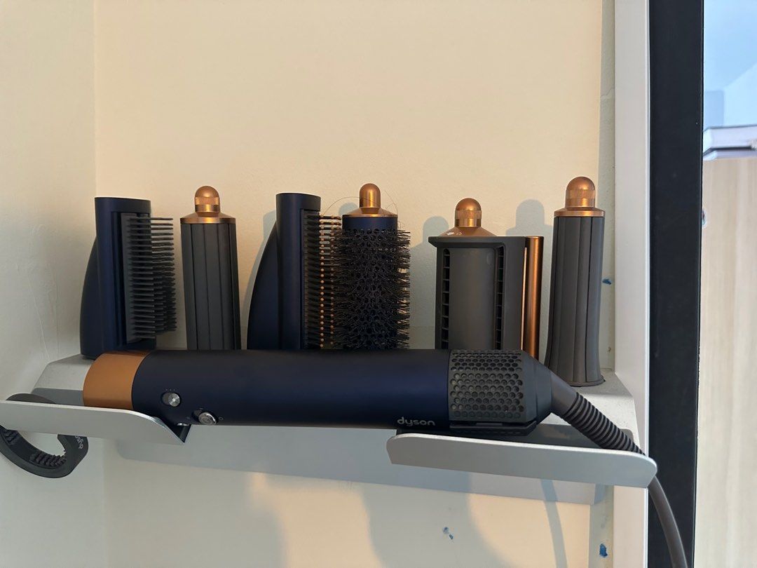 Dyson Airwrap Latest Version, Beauty & Personal Care, Hair on Carousell