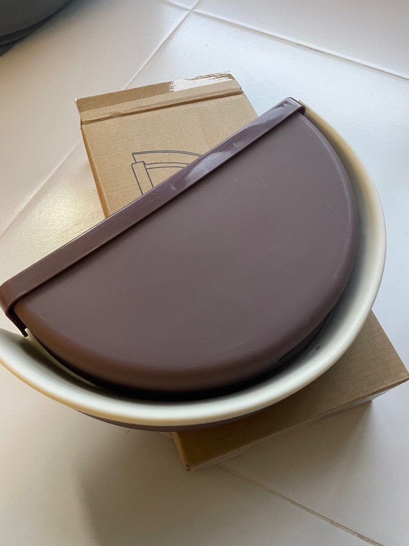 Expandable bin holder (kitchen hanging dustbin), Furniture & Home ...