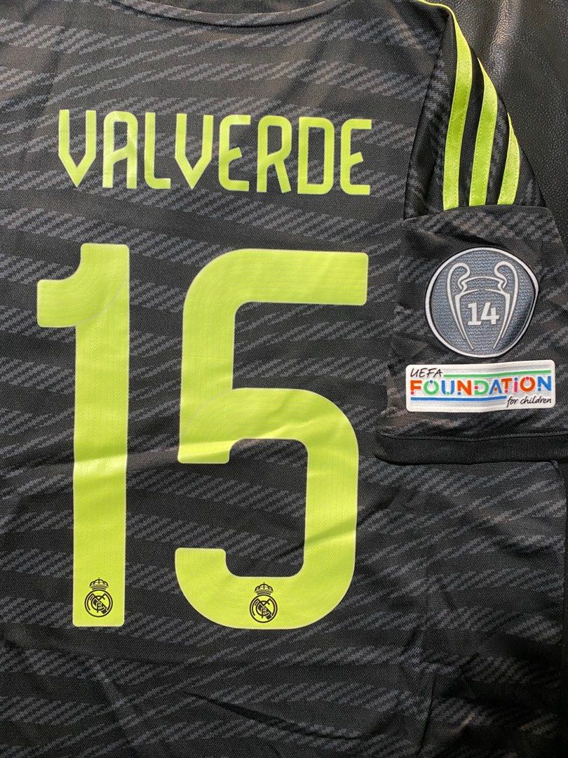 Federico Valverde Real Madrid 22/23 Third kit, Men's Fashion ...