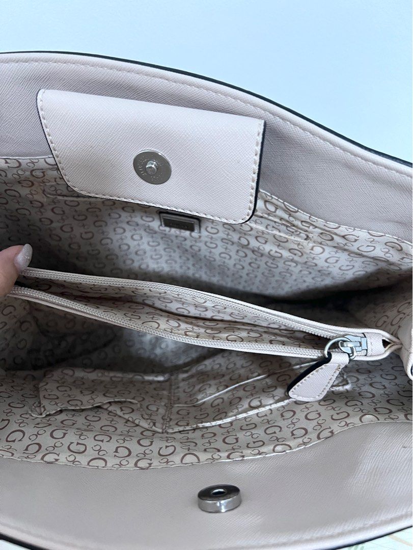 GUESS BEIGE TOTE BAG on Carousell