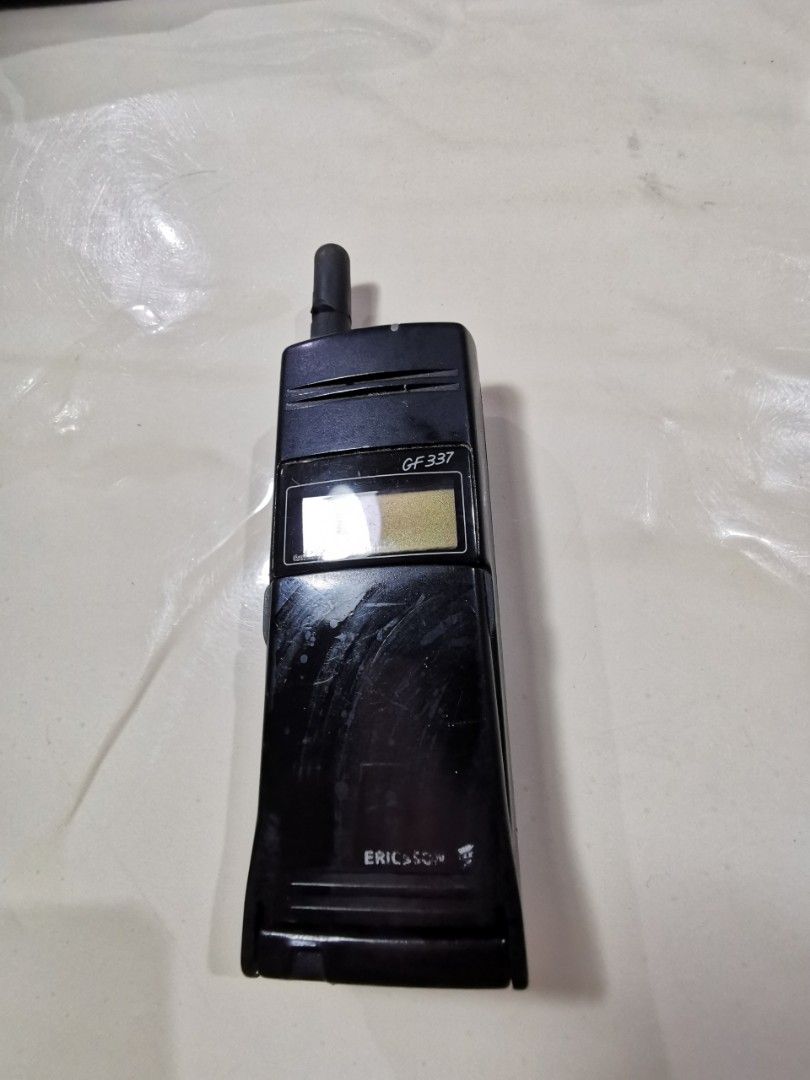 Hp Jadul Ericsson GF 337 tahun 1995, Antik, Lainnya di Carousell