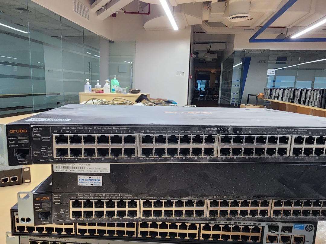 HP Switch Aruba 2530 J9781A 48-Port 10/100Mb Managed Network Switch ...