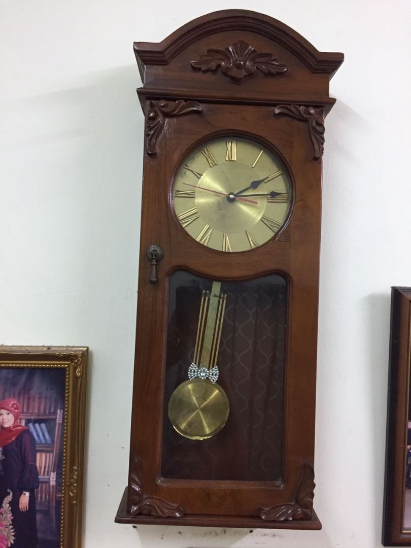Jam Lama Kayu Jati Vintage Look, Hobbies & Toys, Collectibles ...