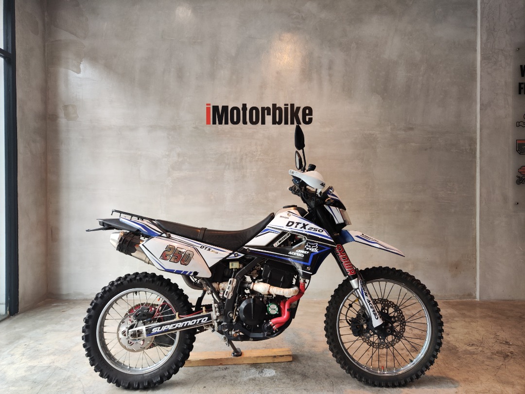 Kawasaki D-Tracker X (2011) - Low Mileage !!!, Motorbikes on Carousell