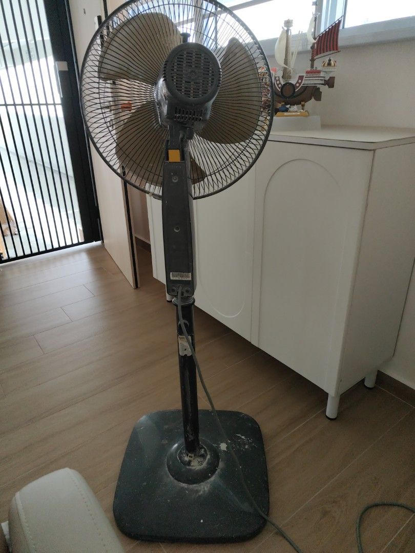 Kdk stand fan, Furniture & Home Living, Lighting & Fans, Fans on Carousell