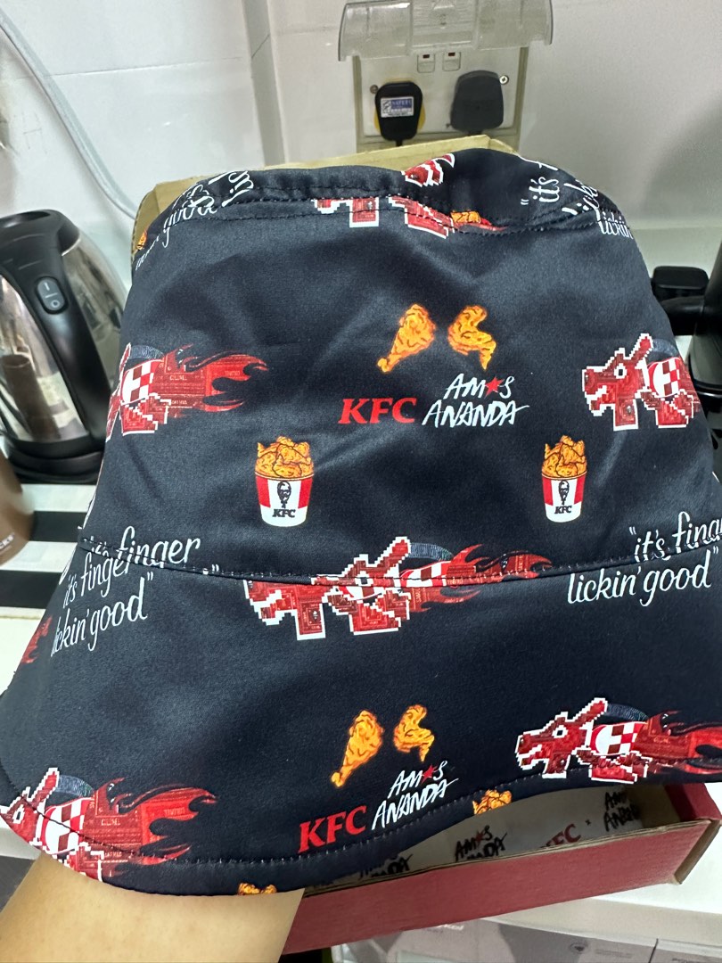 KFC Bucket Hat (Black), Men's Fashion, Watches & Accessories, Caps ...