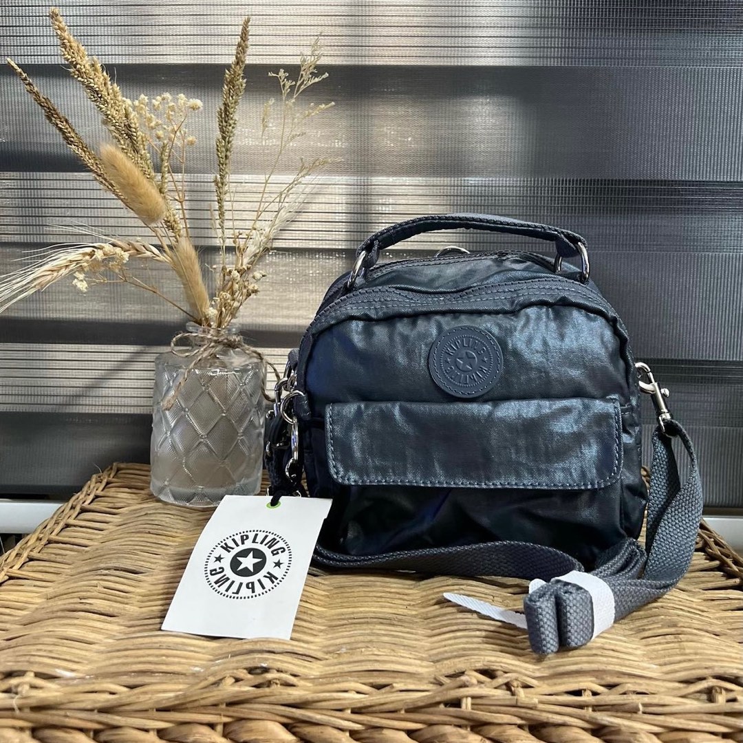 Kipling Puck Convertible (3-way bag) on Carousell