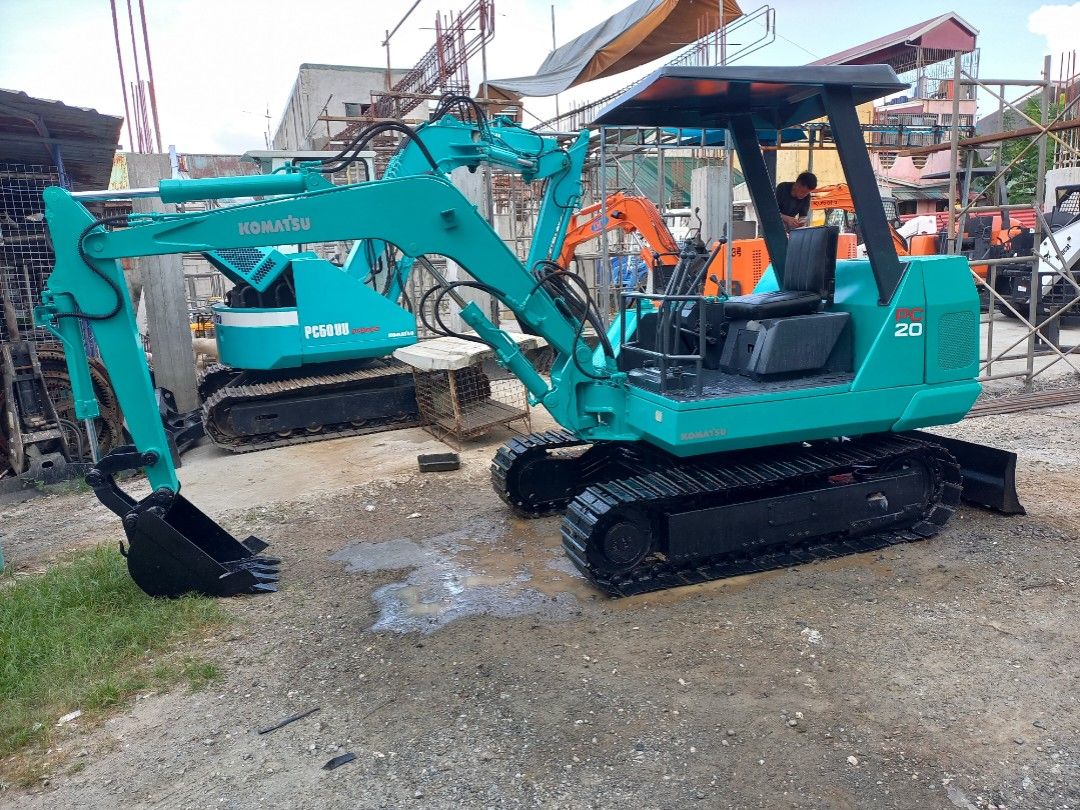 2 in 1 Komatsu PC20 excavator with demolition breaker, Special Vehicles ...