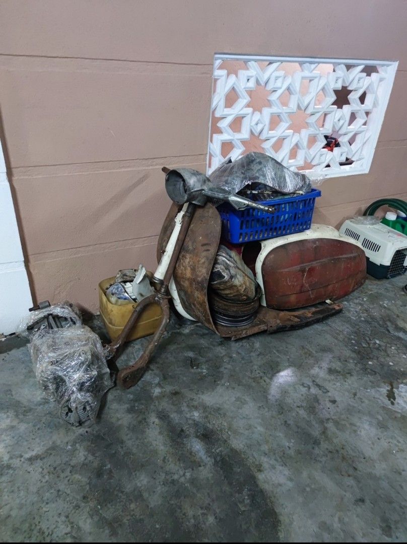 Lambretta li3, Motorbikes on Carousell