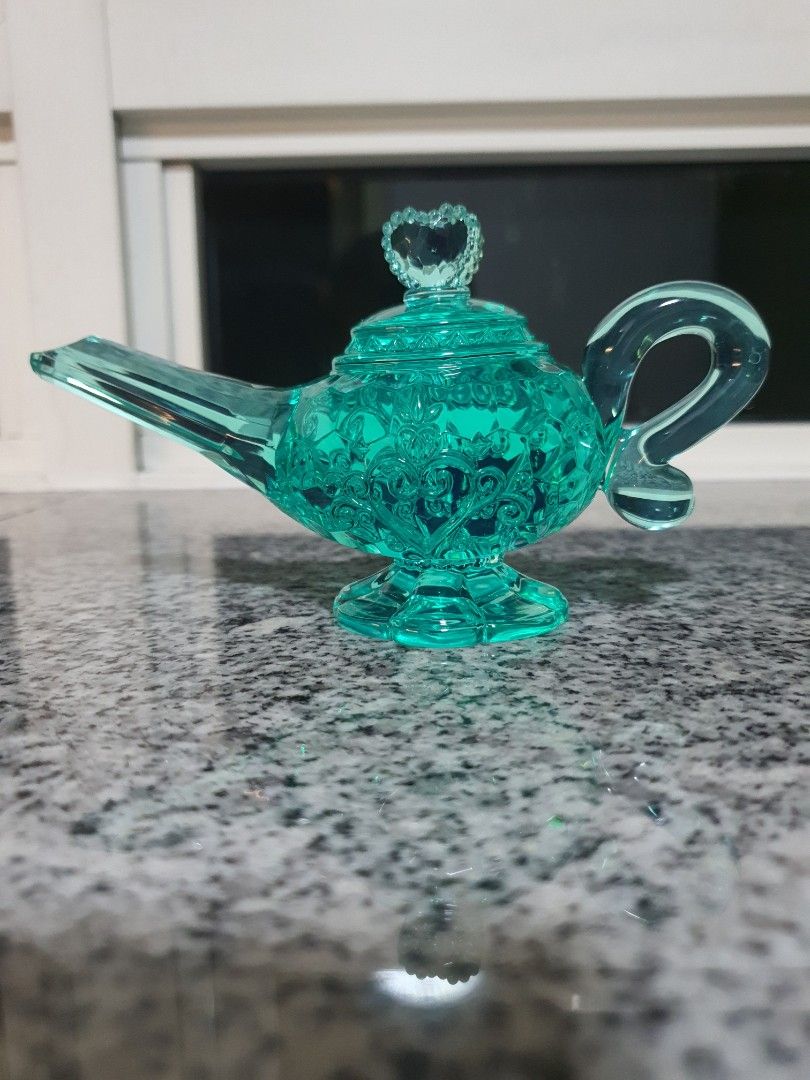 Large Genie Lamp Crystal (Green), Hobbies & Toys, Memorabilia ...