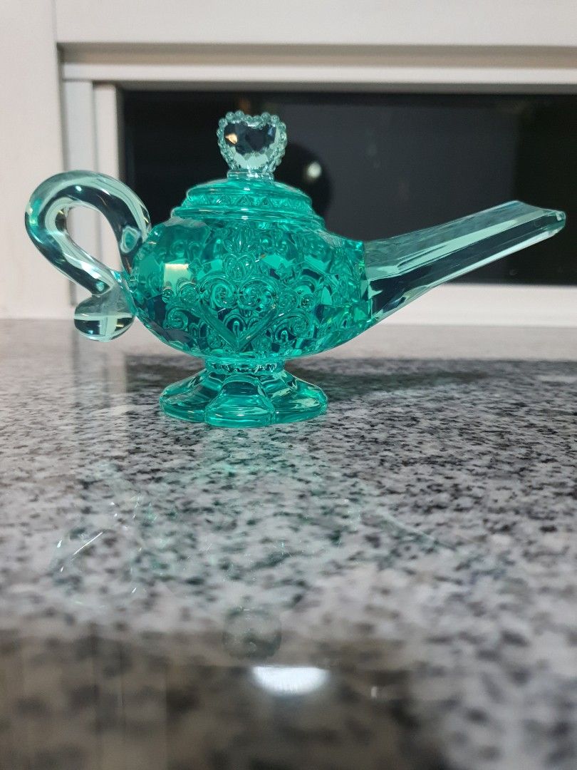 Large Genie Lamp Crystal (Green), Hobbies & Toys, Memorabilia ...