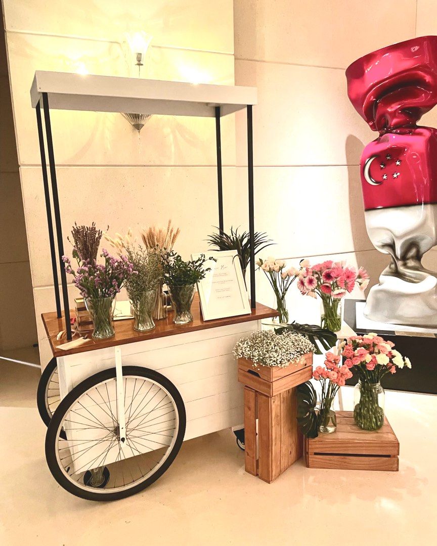 Live Flower Bar | Live Flower Cart | Fresh Flower Bar | Dried Flower ...