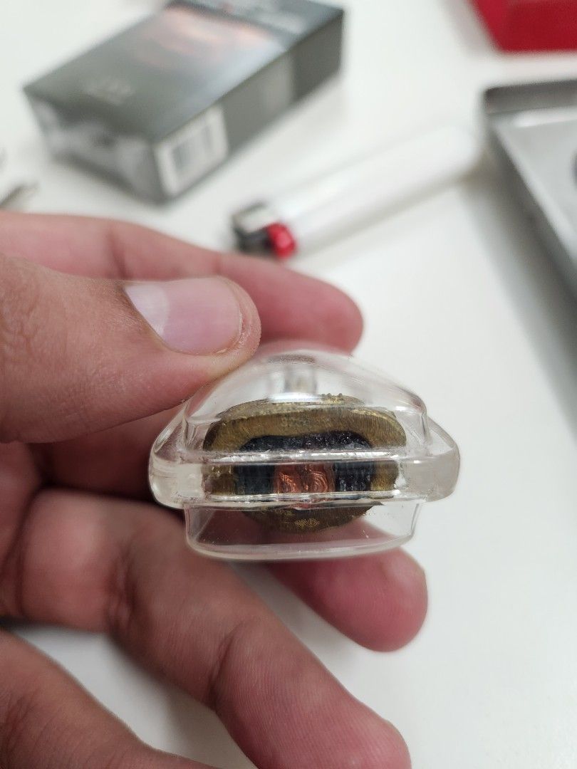 Lp kalong phra pirab roop lor, Hobbies & Toys, Memorabilia ...