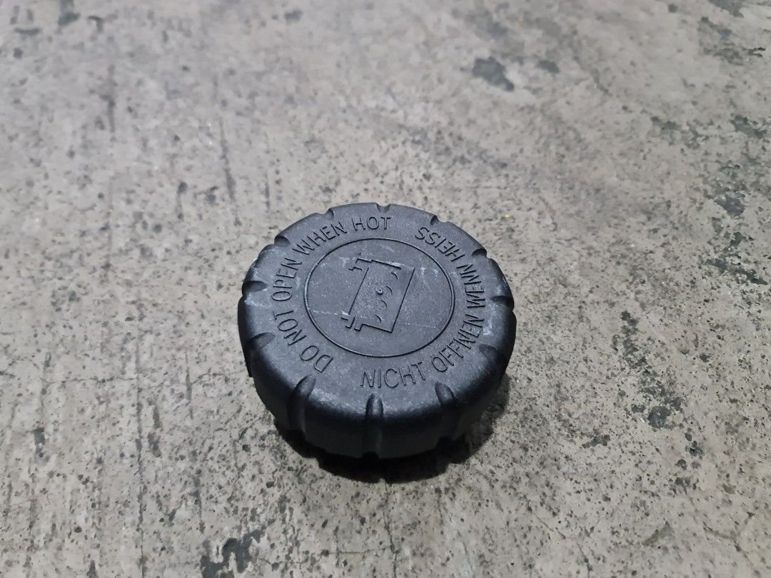 Mercedes Benz Coolant Tank Reservoir Cap Bnew, Car Parts & Accessories ...