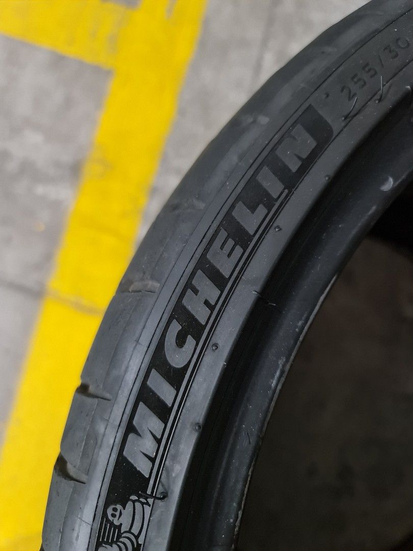 Michelin Pilot Sport 4S Tires Original 255/30/20 285/25/20 Used, Car ...