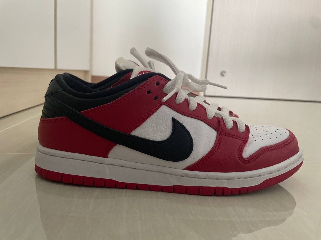 Nike SB Chicago Dunk, Men's Fashion, Footwear, Sneakers on Carousell