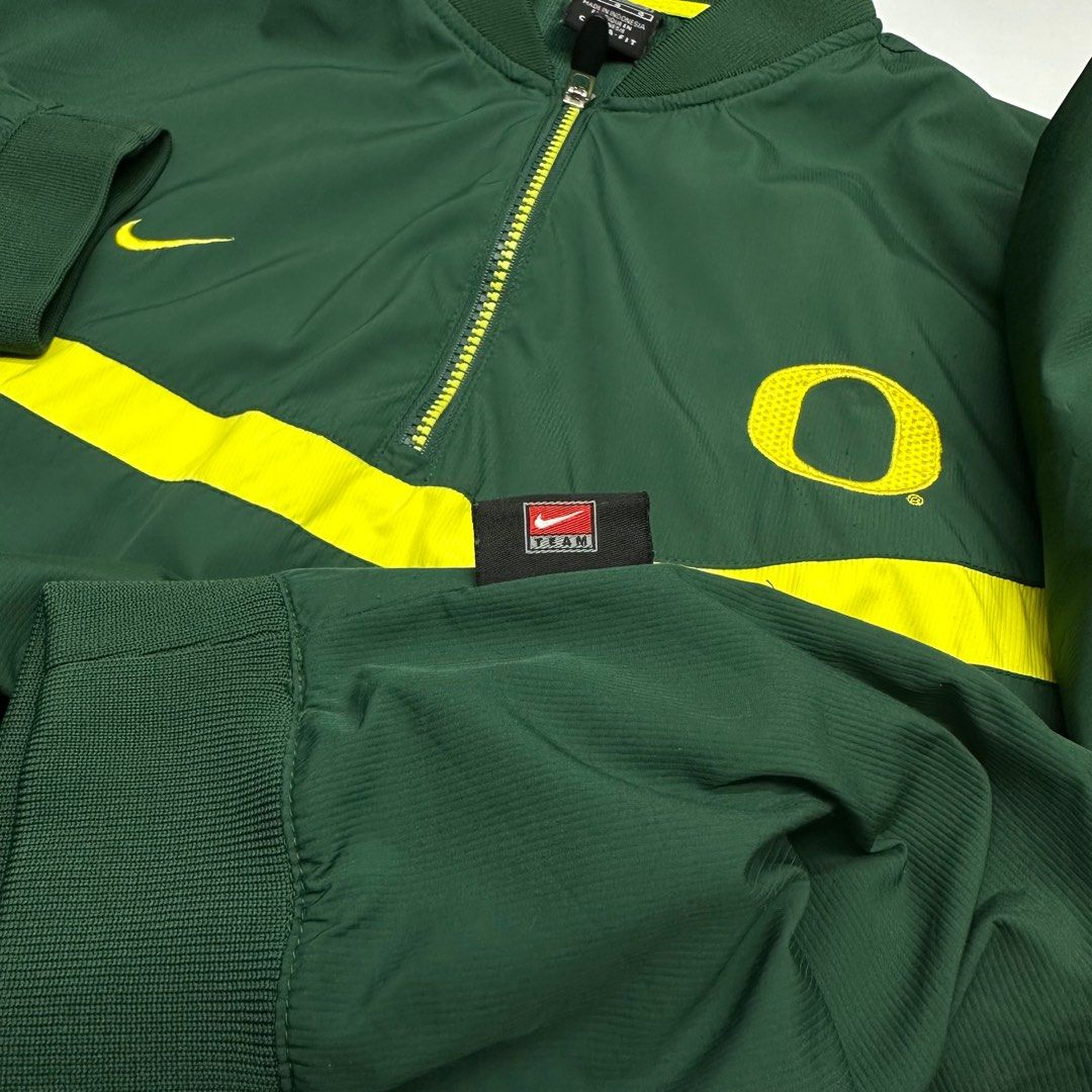 Nike Vintage Q-Zip Oregon Track Jacket, Men's Fashion, Coats, Jackets ...