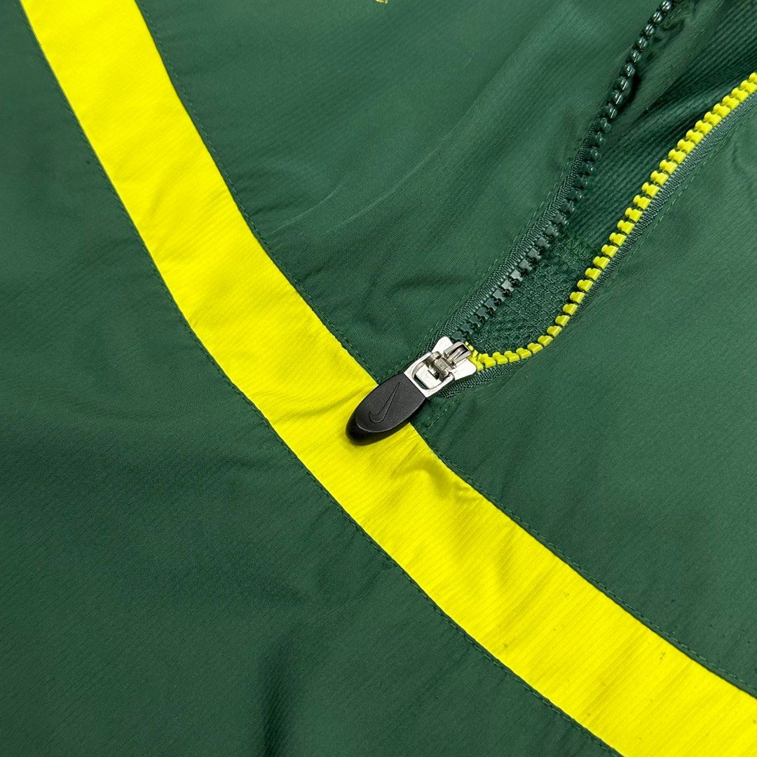 Nike Vintage Q-Zip Oregon Track Jacket, Men's Fashion, Coats, Jackets ...