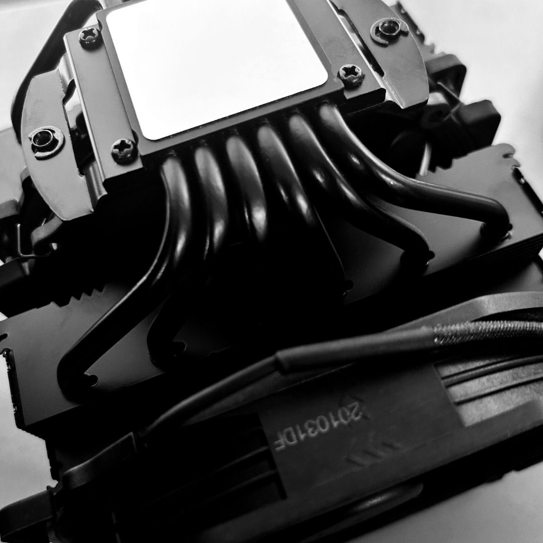 Noctua NH-D15 chromax.Black, Dual-Tower CPU Cooler (140mm, Black ...