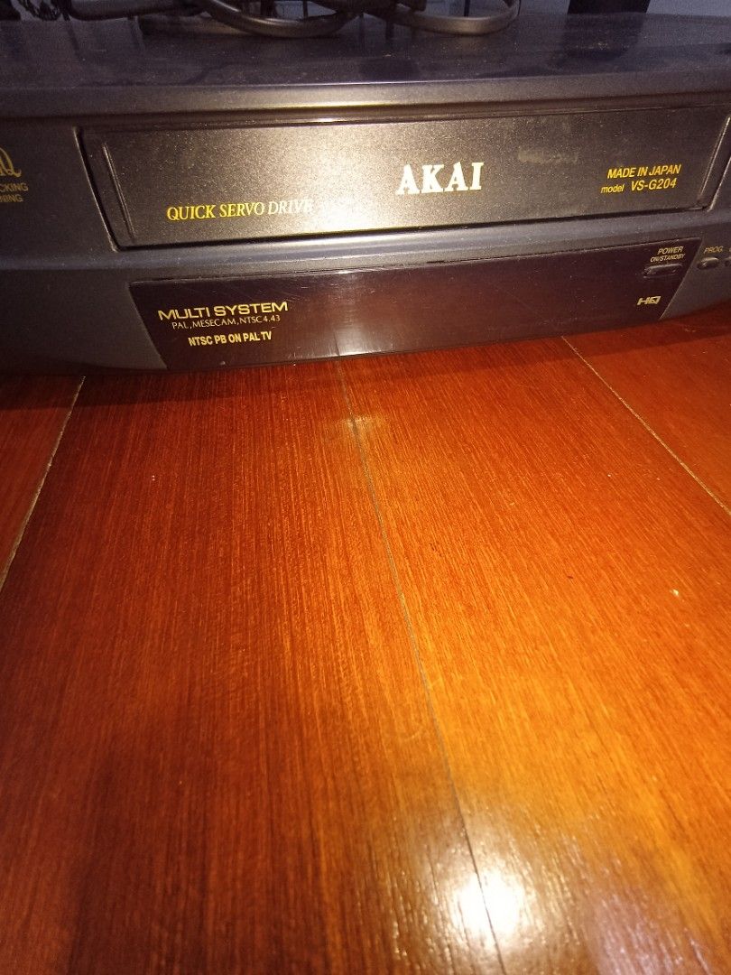 Old AKAI VHS Video Tape Player, Hobbies & Toys, Memorabilia ...
