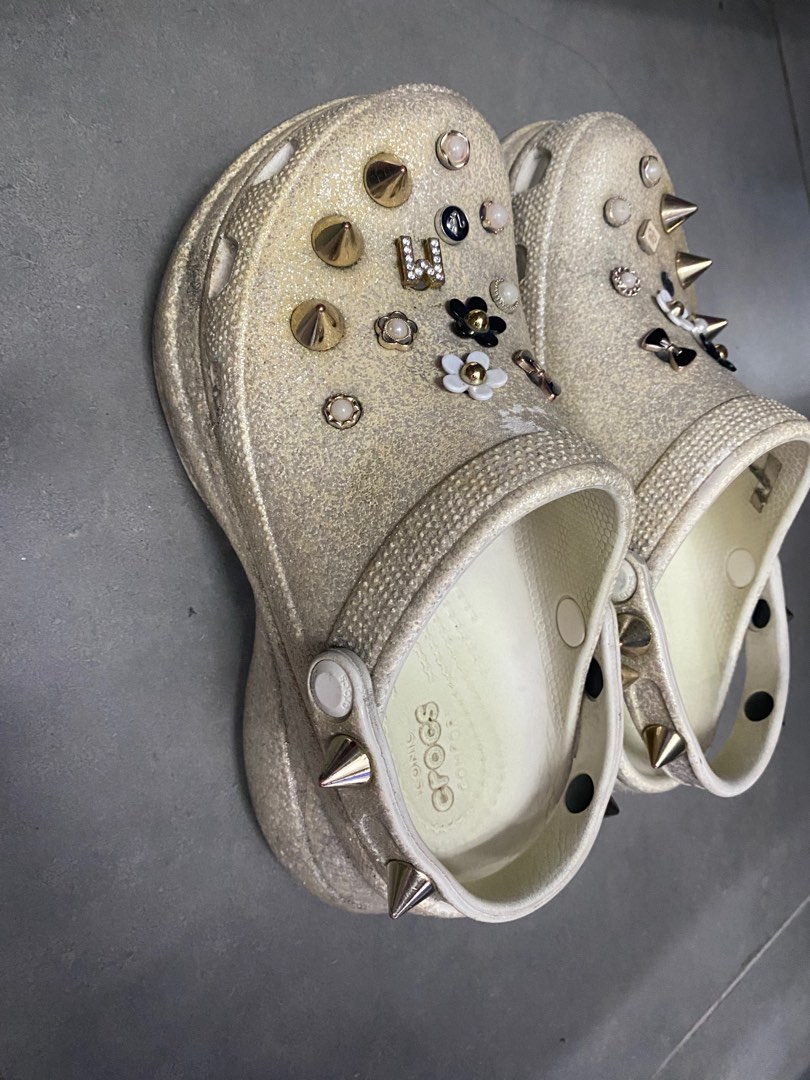 ORIGINAL CROCS BAE CLOG GLITTER WITH COMPLETE JIBITZ, Women's Fashion ...