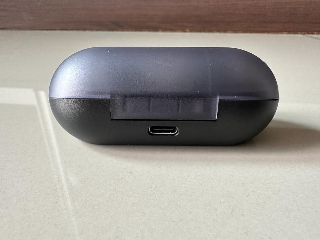 Original Sony WF-500 wireless headphone, Audio, Earphones on Carousell