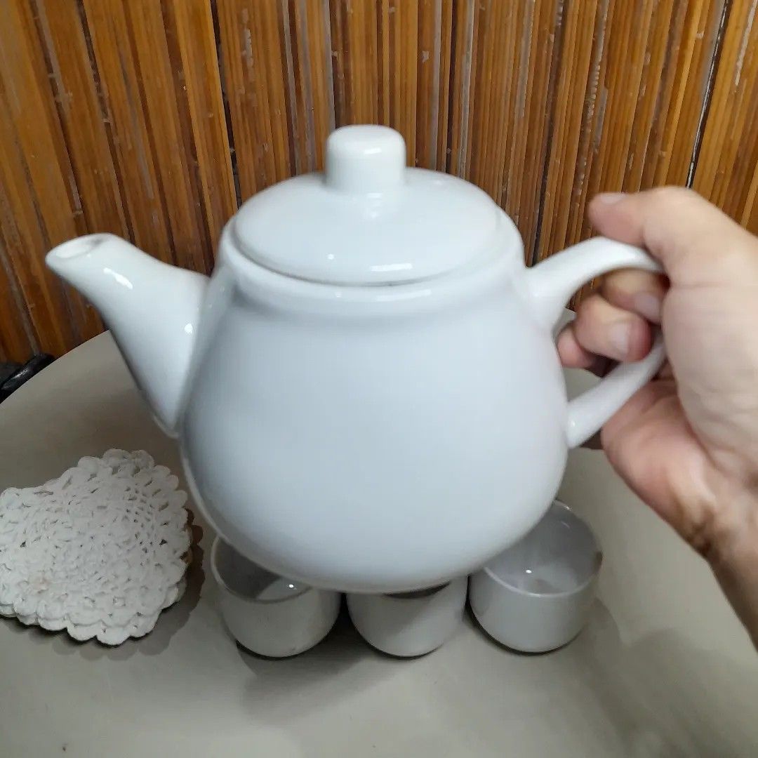 Plain White Teapot and Teacups Bundle on Carousell