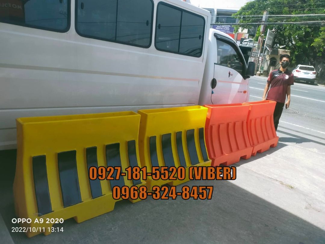 plastic road barrier rb8 plant box, Commercial & Industrial ...