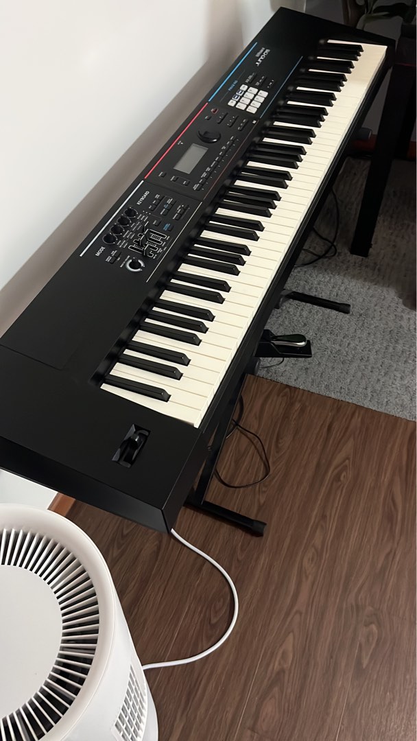 Ronald Juno DS-88, Hobbies & Toys, Music & Media, Musical Instruments ...