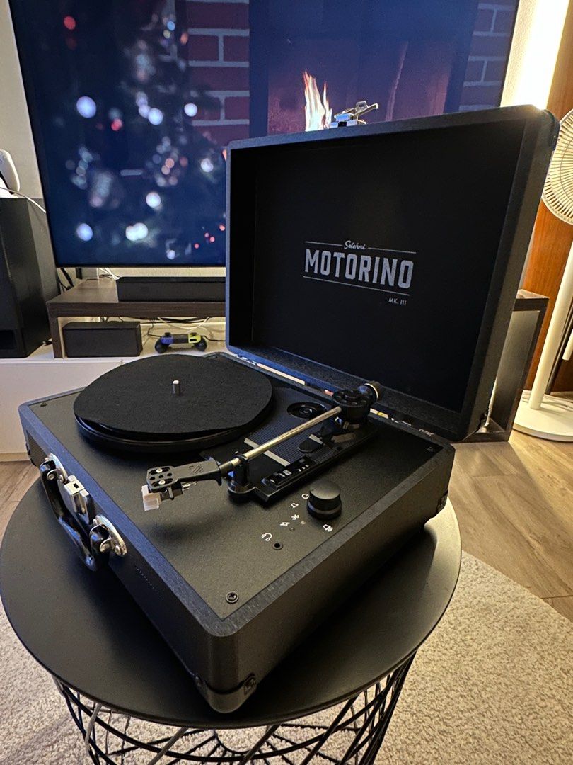 Satchmi Motorino Turntable on Carousell