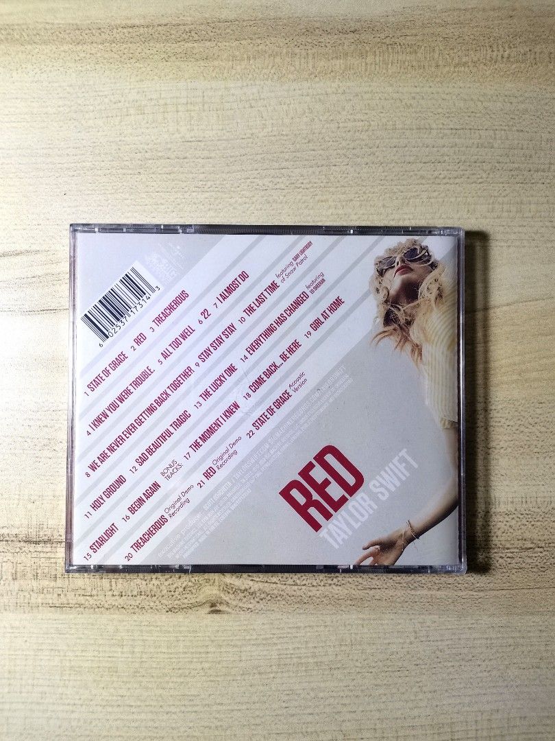 SEALED: TAYLOR SWIFT- RED DELUXE VERSION CD ALBUM (NOT VINYL LP PLAKA ...