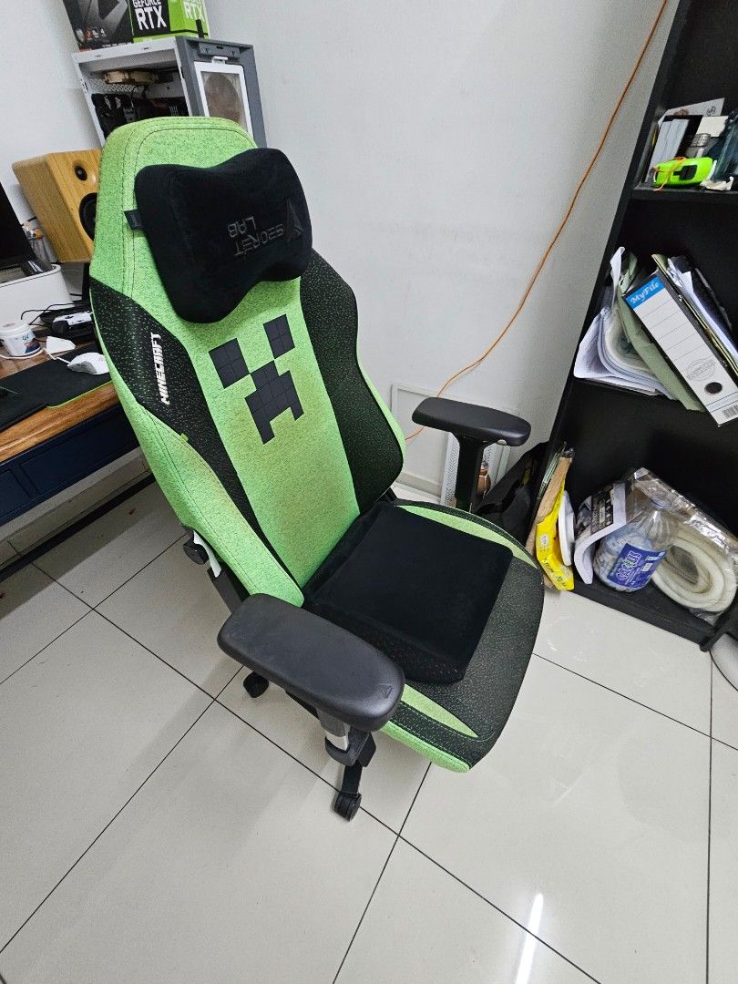 Secretlab Minecraft edition, Furniture & Home Living, Furniture, Chairs ...