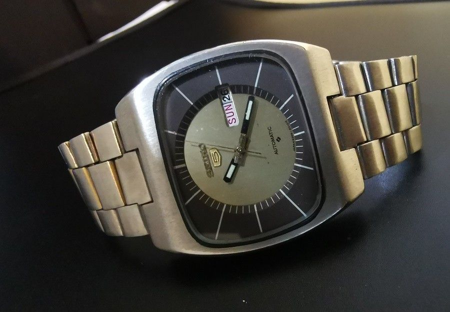 Seiko 5 Square Day-Date Automatic, Hobbies & Toys, Memorabilia ...