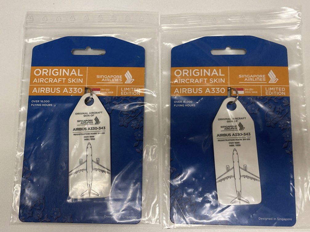 Singapore Airlines SIA Aircraft Skin Tag A330, Hobbies & Toys ...