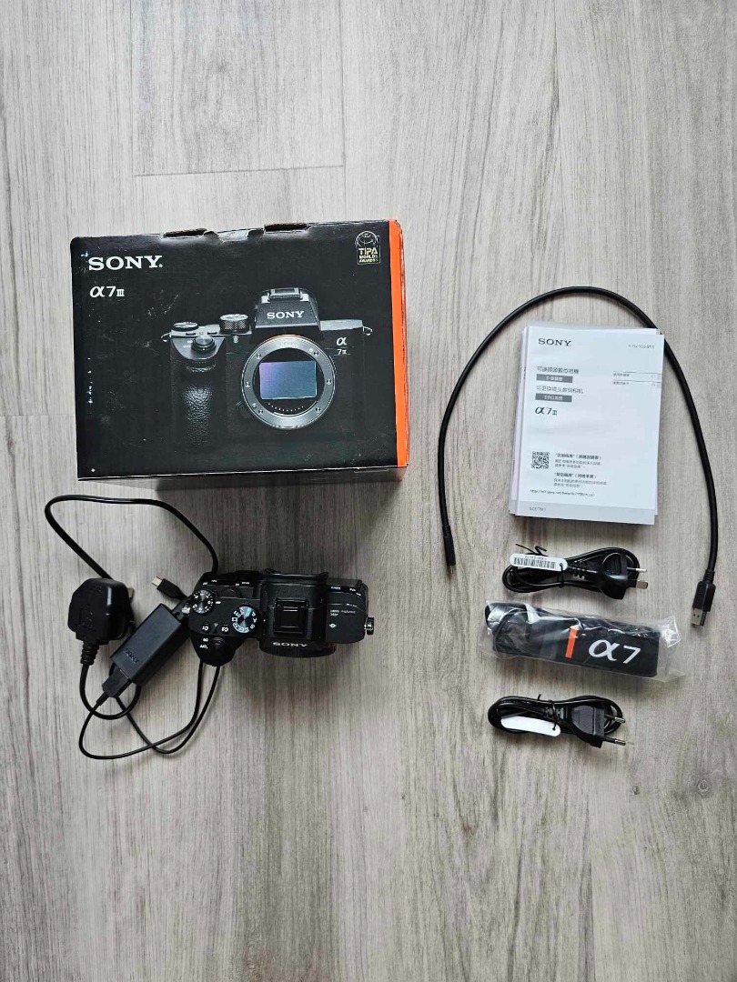 Sony A7iii Body with L plate n box, Photography, Cameras on Carousell