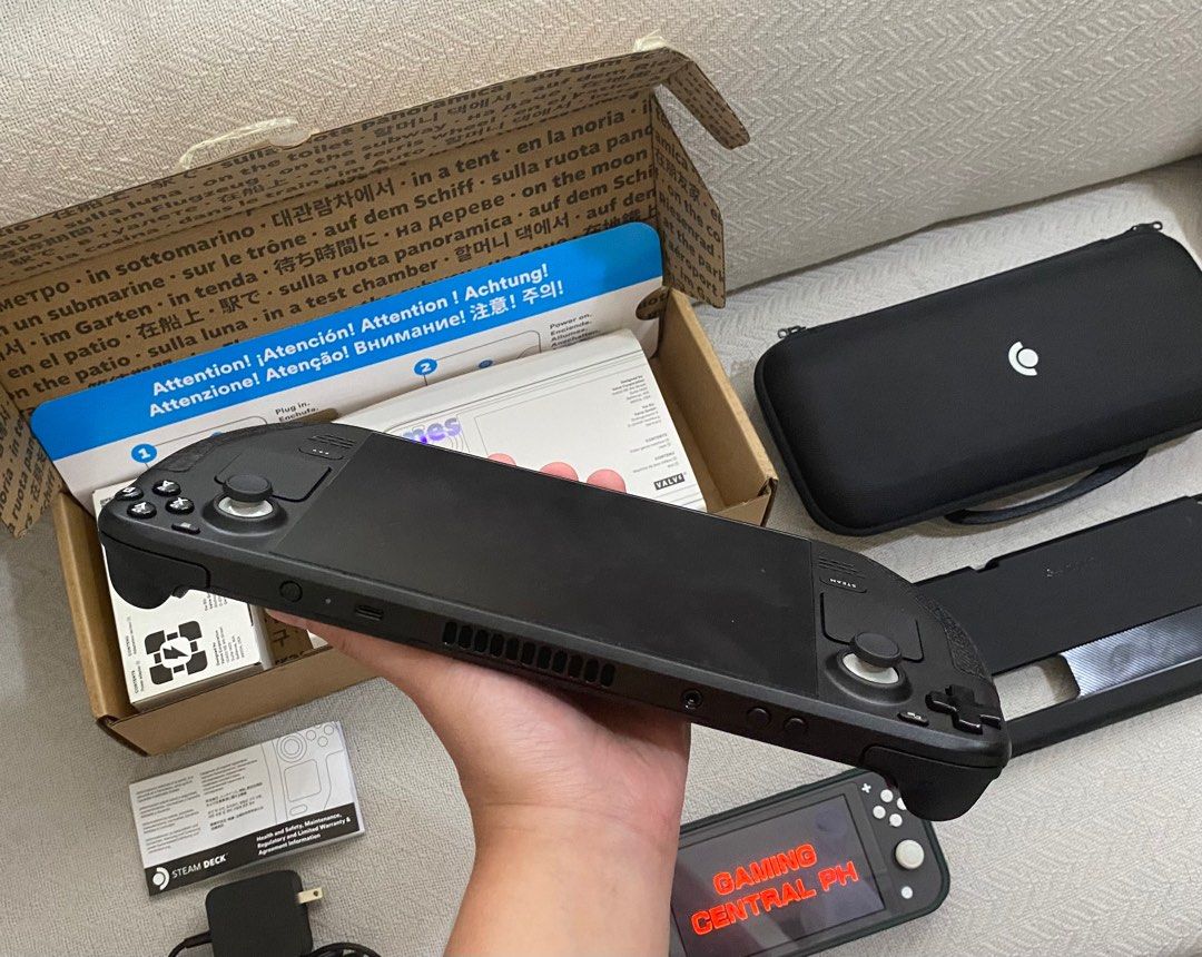 Steam Deck 256gb variant with warranty, Video Gaming, Video Game ...